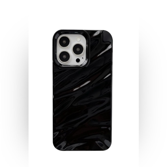 Amazon | Cell Phones & Accessories | Amazon Wavy Black Iphone 3 Pro ...